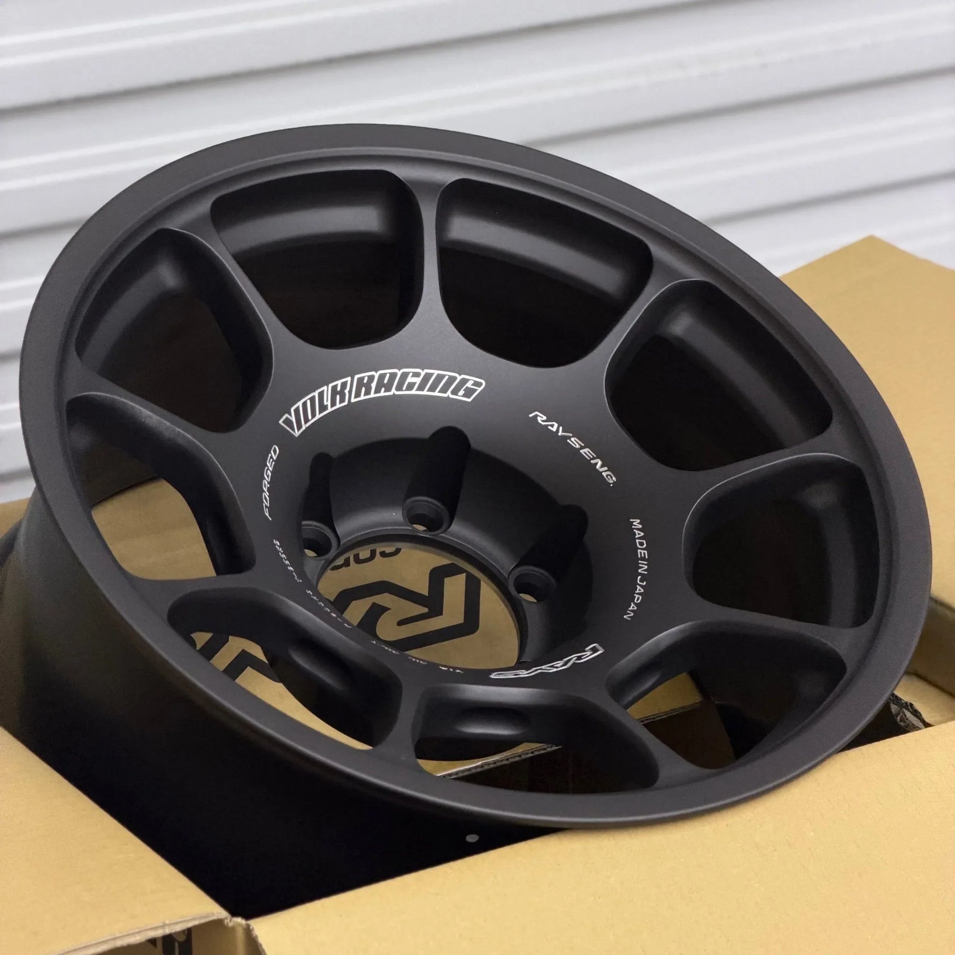 Volk Racing ZE40X 17x9 -20 6x139.7 Blast Black 2 - Forged Offroad ...