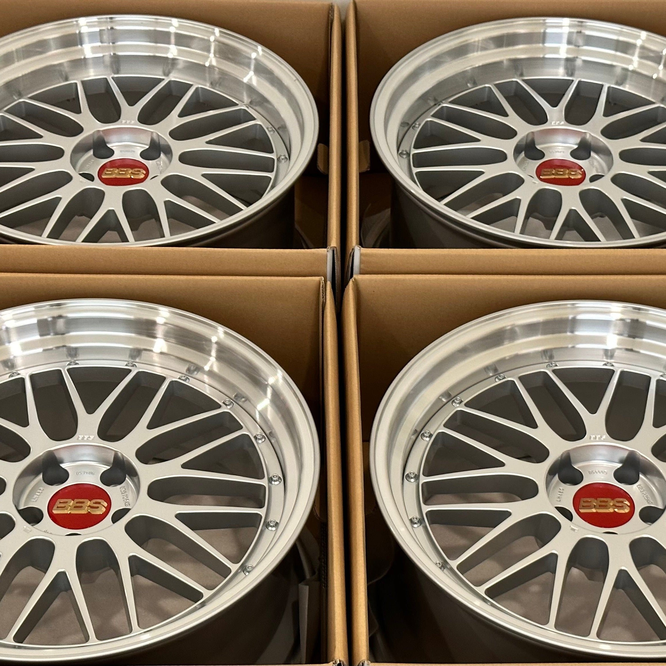 BBS LM 20x9.5 +8, 20x10.5 +15 5x112 Diamond Silver (SET) – WheelFlip