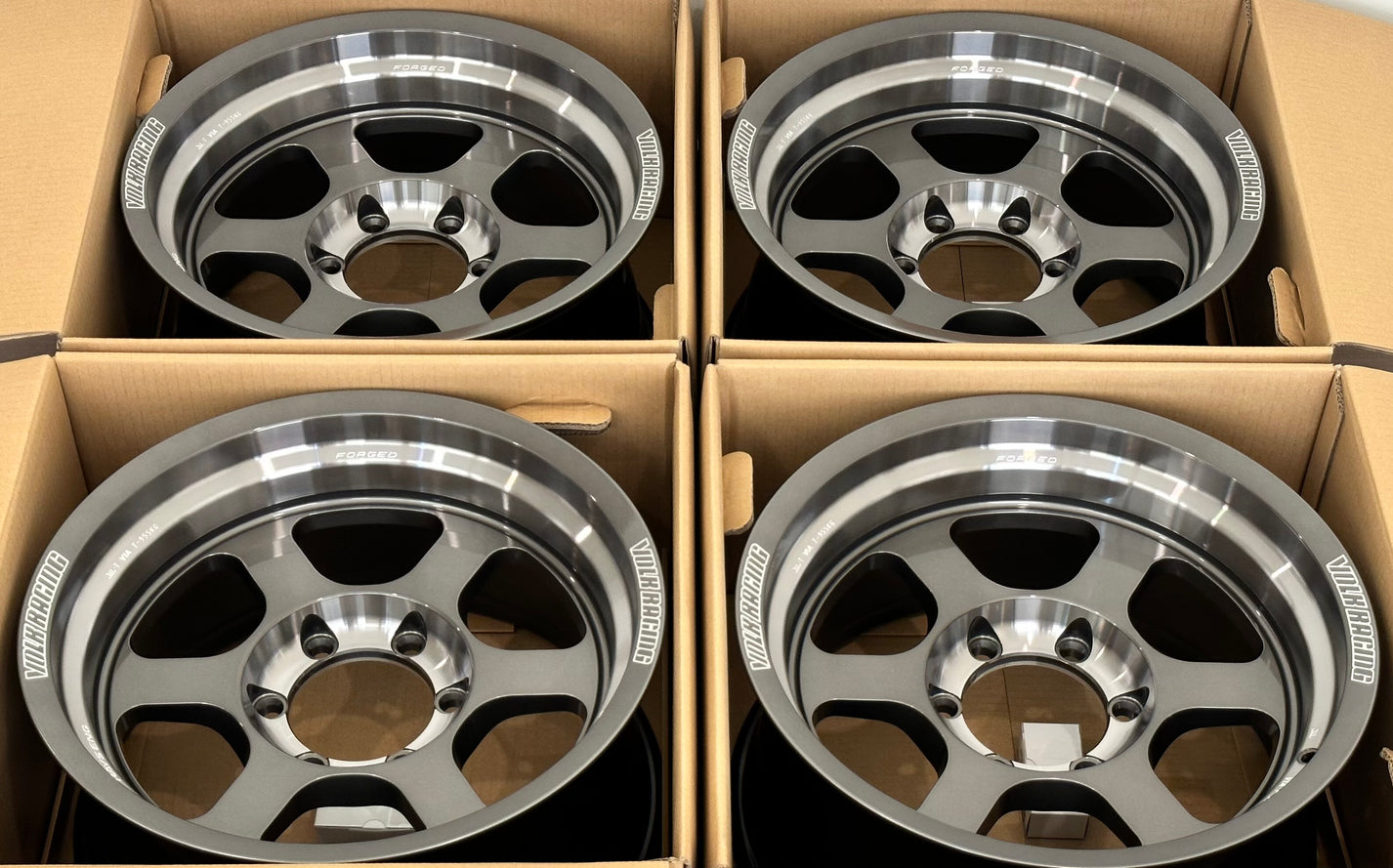 Volk Racing TE37XT SL M-Spec 17x8.5 -10 6x139.7 Pressed Graphite (SET ...